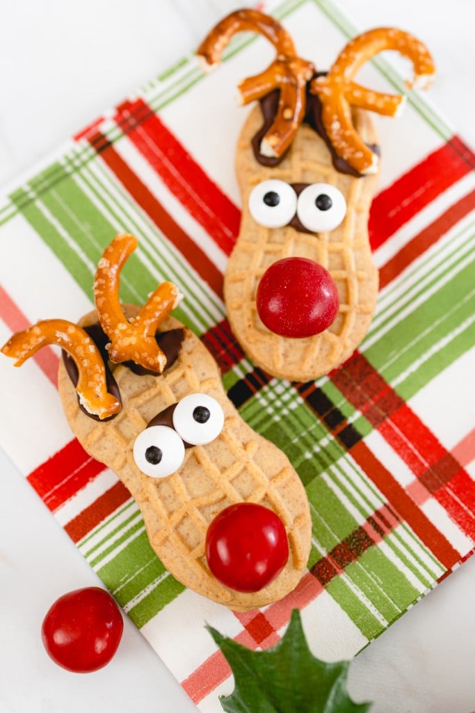 No Bake Nutter Butter Reindeer Cookies | Best Cookie Recipes