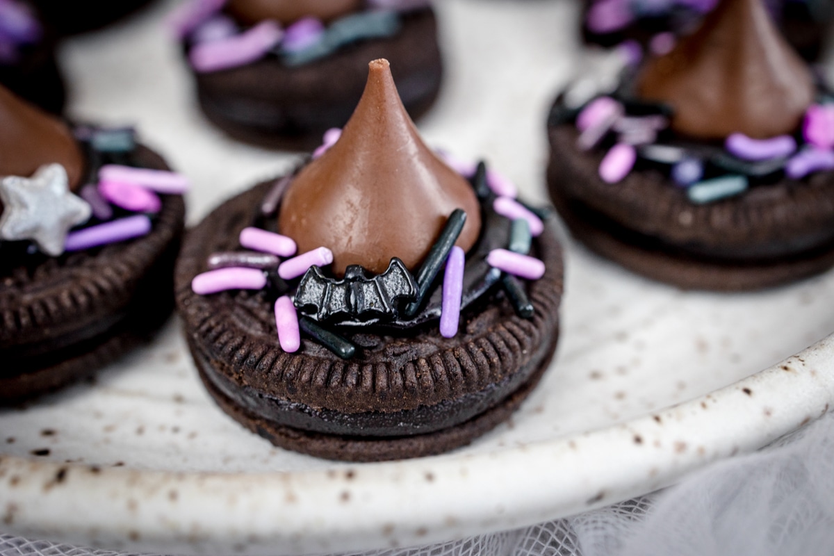 Witch Hat Cookies (No Bake) | Best Cookie Recipes